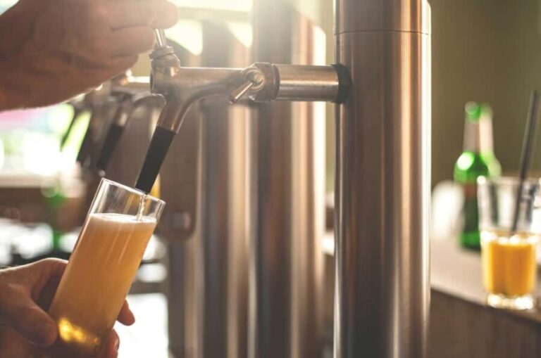 Heidelberg: Pub crawl through the old town, drinks included - Practical Details and What to Expect