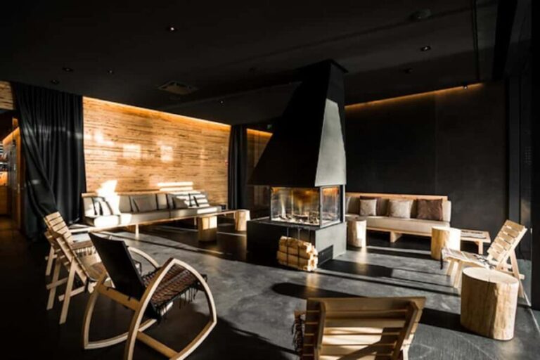 Helsinki: Löyly Sauna Entry Ticket - The Authentic Finnish Sauna Experience