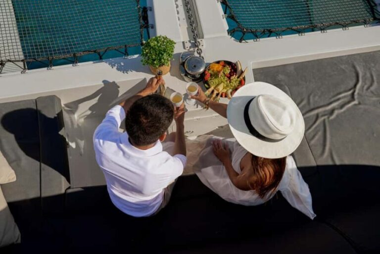 Heraklion: Catamaran Cruise to Dia with Sunset, Meal & Bar - Why this Tour Offers Great Value