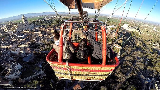 Hot-Air Balloon Ride over Segovia with Optional Transport from Madrid - What You Can Expect: The Itinerary Breakdown