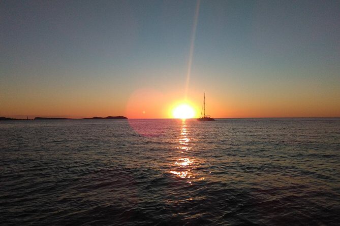 Ibiza Sunset Snorkeling Beach and Cave Tour - An In-Depth Look at the Ibiza Sunset Snorkeling Beach and Cave Tour