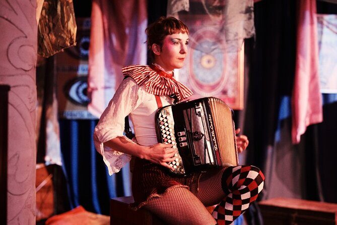 Immersive Magic Experience with Craft Cocktails in London - Cocktails & Service