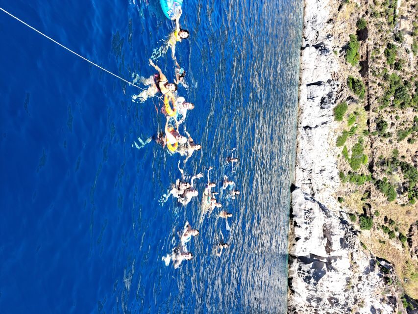 Ischia: Island Boat Tour with Neapolitan Lunch & Snorkeling - What the Reviews Reveal