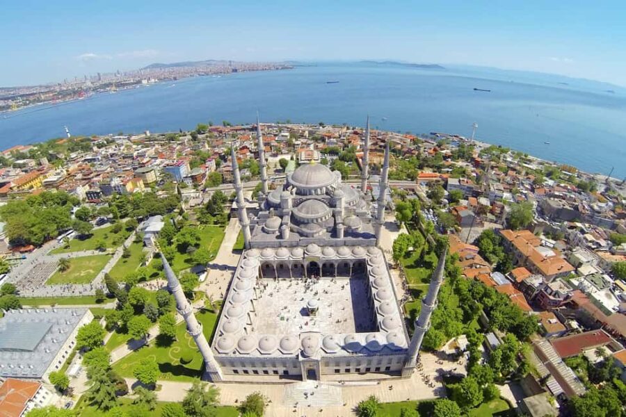 Istanbul: Blue Mosque, Hagia Sophia, & Old Town Walking Tour - Why This Tour Offers Great Value