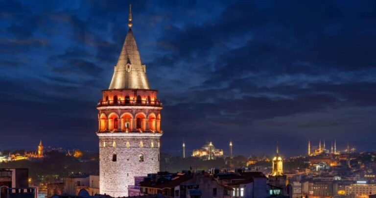 Istanbul: Bosphorus Cruise By Night - FAQs