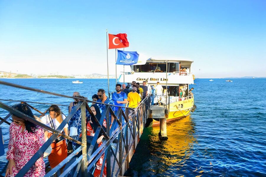 Istanbul: Bosphorus Cruise w/Audio Guide and Sunset Option - The Value and Overall Impression