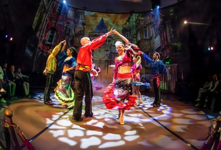 Istanbul: Hodjapasha Rhythm of The Dance Show - Authentic Costumes and Music