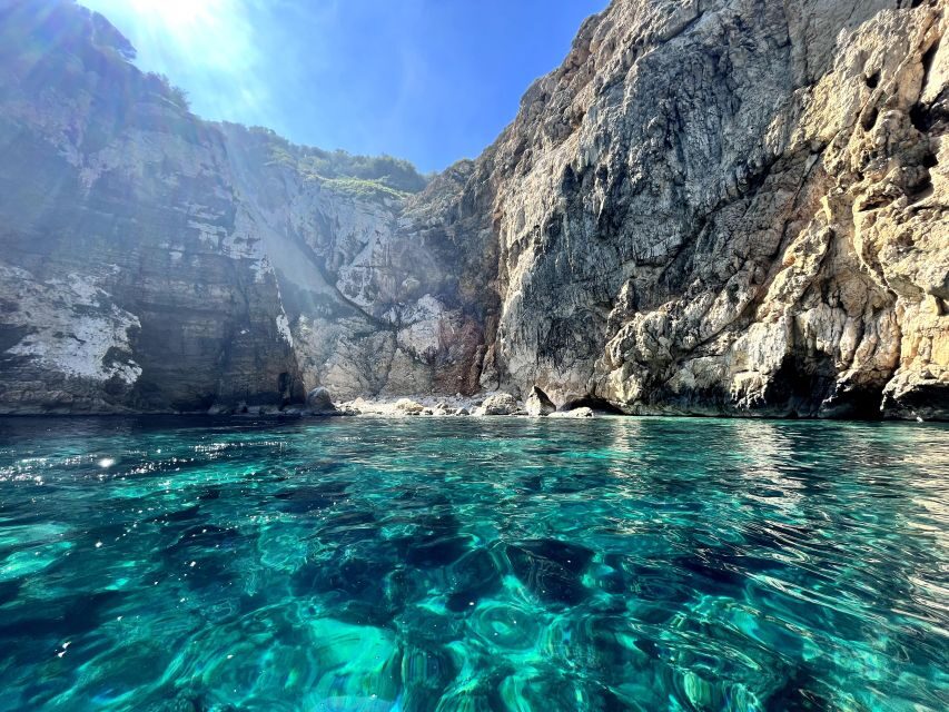 Jávea: Cala Portixol Kayak Tour with Snorkel & Cliff Jumping - Practical Details and What to Expect