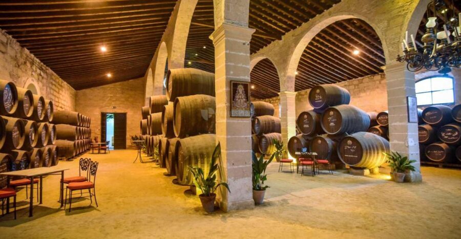Jerez: Guided Winery Tour with Wine Tasting - The Experience in Detail: Why It Works