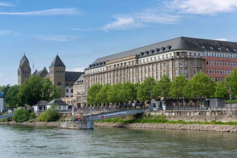 Koblenz: Old Town Sightseeing Cruise along the Rhine - Who Is This Tour Best For?