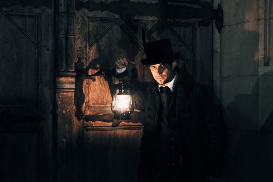 Krakow: Legends and Tales of Old Town Walking Tour - Detailed Breakdown of the Itinerary