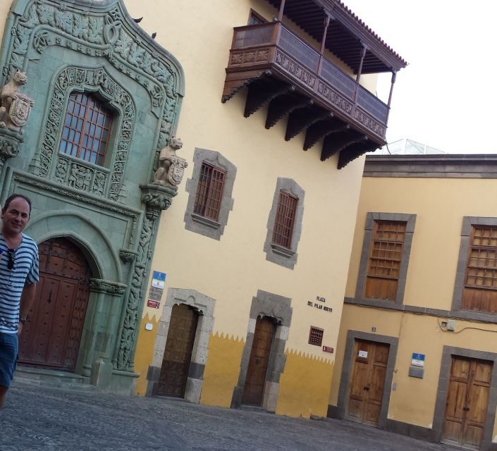 Las Palmas: Private Old City Guided Walking Tour with Tapas - The Value of the Tour: What You Get for $65