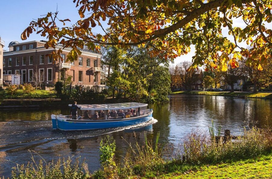 Leiden: Cruise through the Historic City Center with Guide - Analyzing the Value for Money