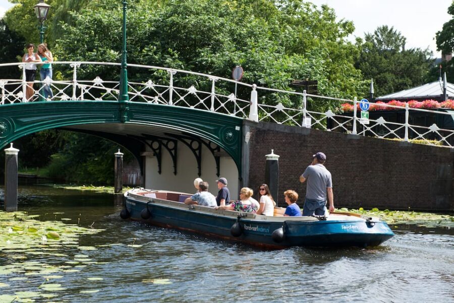 Leiden: Guided City Canal Cruise - The Route and Stops: Why It Matters