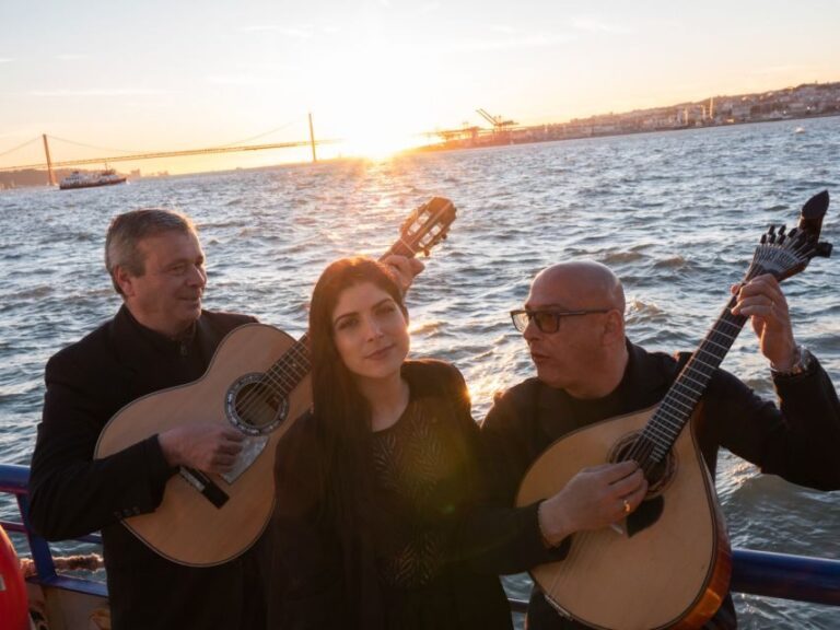 Lisbon: Boat Cruise with Live Fado Performance and a Drink - Overview of the Experience