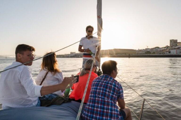 Lisbon: Daytime/Sunset/Night City Sailboat Tour with Drink - The Itinerary in Detail