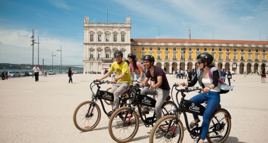 Lisbon: Hills, Alfama, and Mouraria Tour by Electric Bike - The Experience in Action: Real Insights from Reviewers