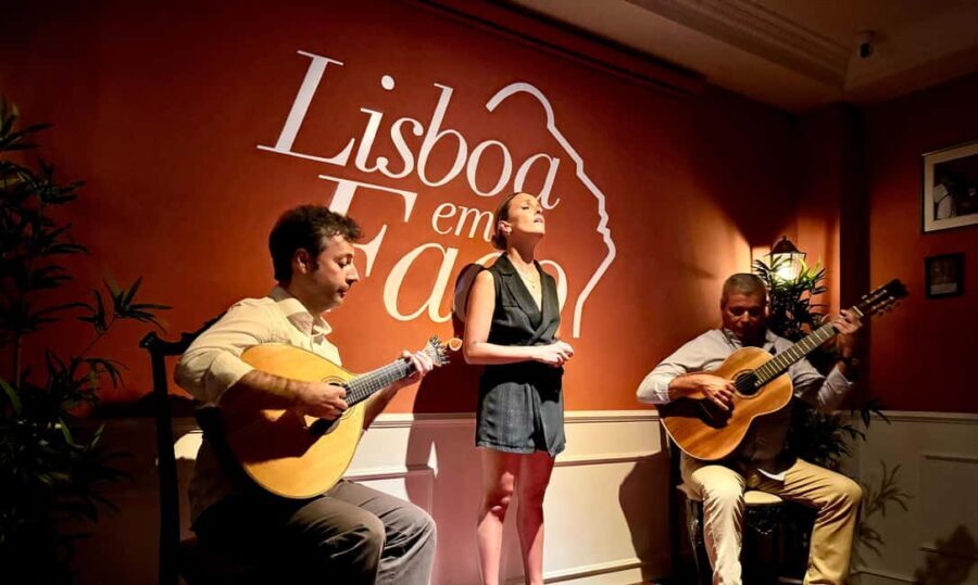 Lisbon: Live Fado Show with Port Wine at Lisboa em Fado - The Itinerary and Experience Breakdown