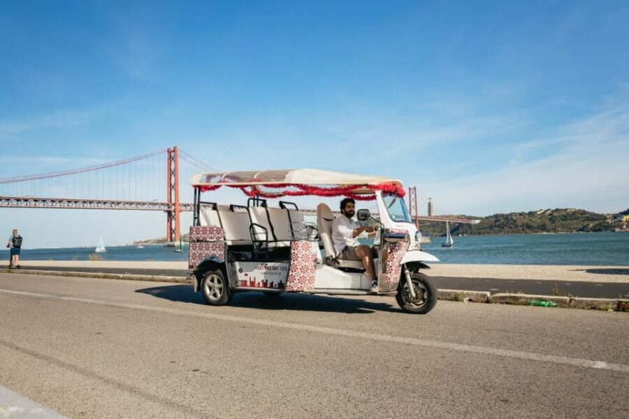 Lisbon: Private Guided Tuk-Tuk Tour with Hotel Pickup - What’s Included and What’s Not