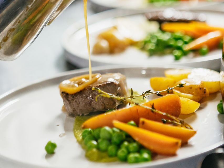 London: 6-Course Gourmet Dinner on a Luxury Coach - The Route and Landmarks