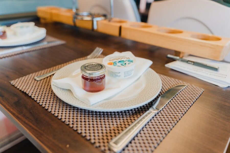 London: Afternoon Tea Bus with a Glass of Prosecco - Final Thoughts