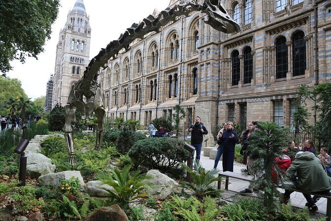 London: Natural History Museum Express Guided Tour & Audio Guide - Who Is This Tour Best Suited For?