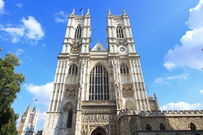 London Sightseeing Walking Tour with 30+ sights - FAQ: Practical Questions About the Tour