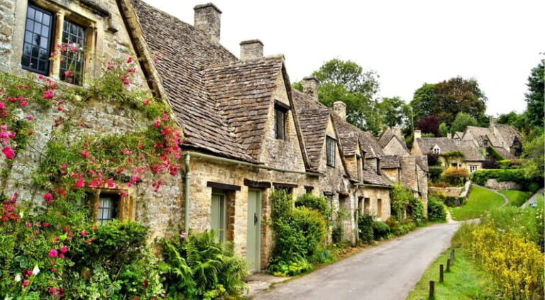 London: Small Group Oxford, Stratford and Cotswolds Day Tour - Why This Tour Offers Great Value