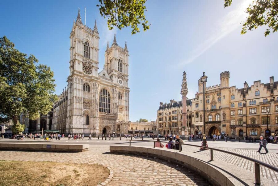 London: Westminster Abbey Tour with a Royal Heritage Guide - What to Expect During the Tour