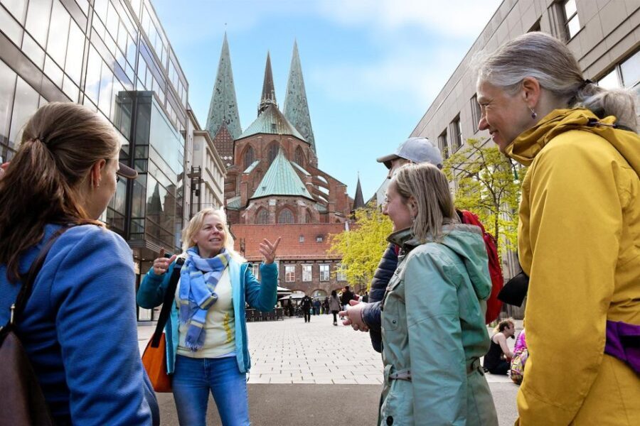 Lübeck: entertaining guided tour to old town highlights - What You Can Expect