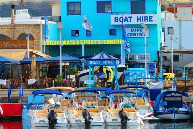 Luxury Eden 18 Private Self-drive boat hire to Blue Lagoon & more - Why You Should Consider This Experience