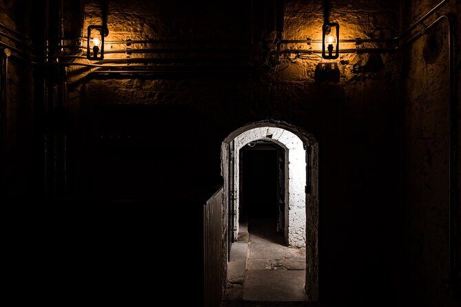 Luxury Whisky Tasting in Edinburgh's Underground Vaults | 90min - Practical Details and Tips