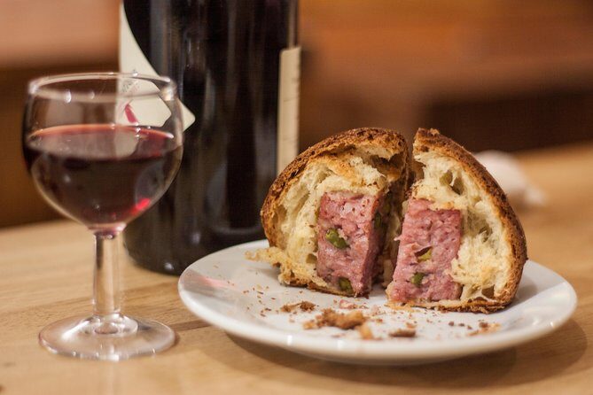 Lyon Old Town Food Tour with 6 French Delicacies & Fine Wine - What Makes This Tour Stand Out?