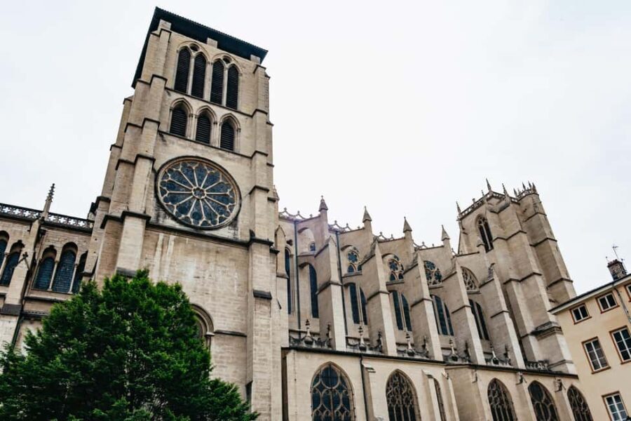 Lyon: Vieux Lyon Food Tasting Walking Tour - Who Would Love This Tour