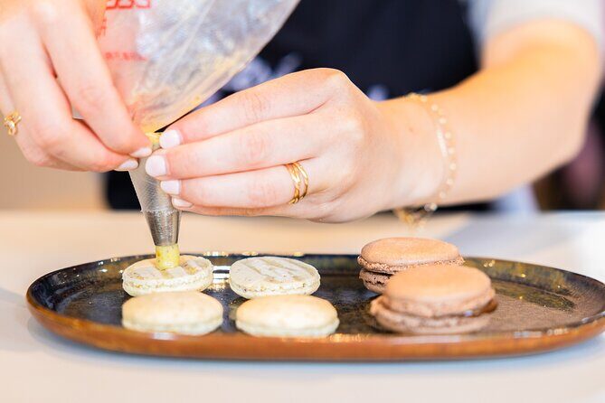 Macaron Bakery Class at Galeries Lafayette Paris - The Experience: A Closer Look at the Itinerary