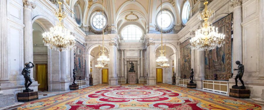 Madrid: Guided Tour of the Royal Palace with Fast Access - What the Tour Covers