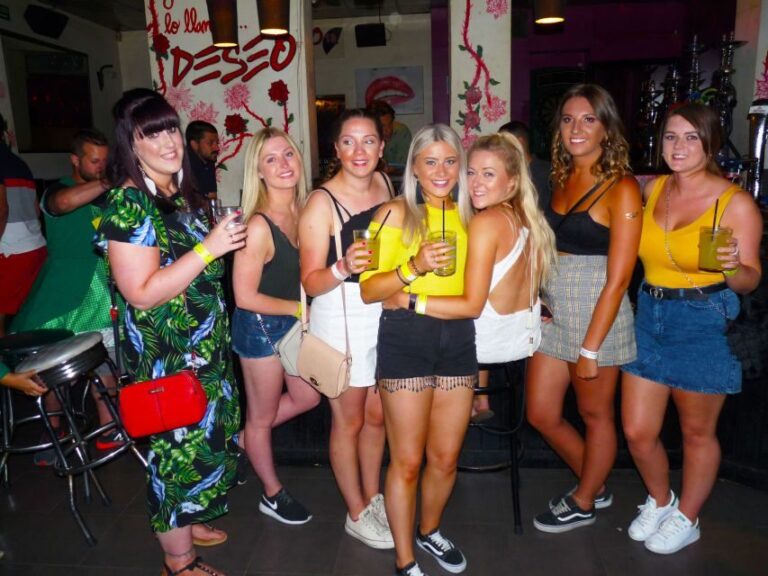 Madrid: Pub Crawl Madrid Running since 2005 Bar Exploration - An In-Depth Look at the Madrid Pub Crawl