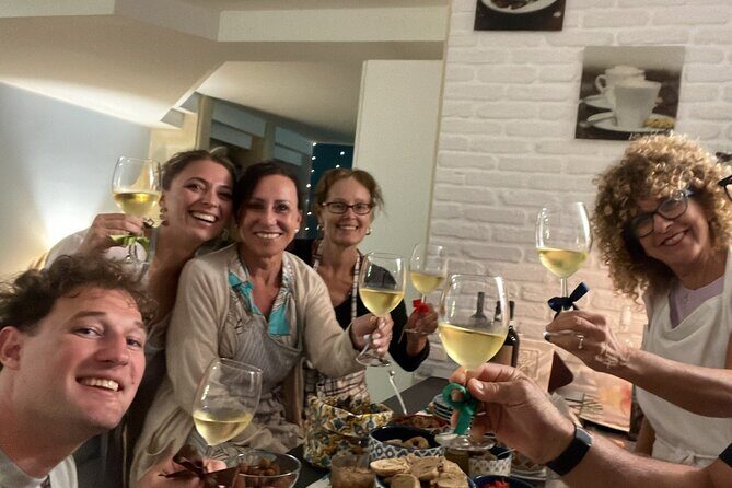 Make pasta, drink wine. Cooking class with transported included! - The Value of This Experience