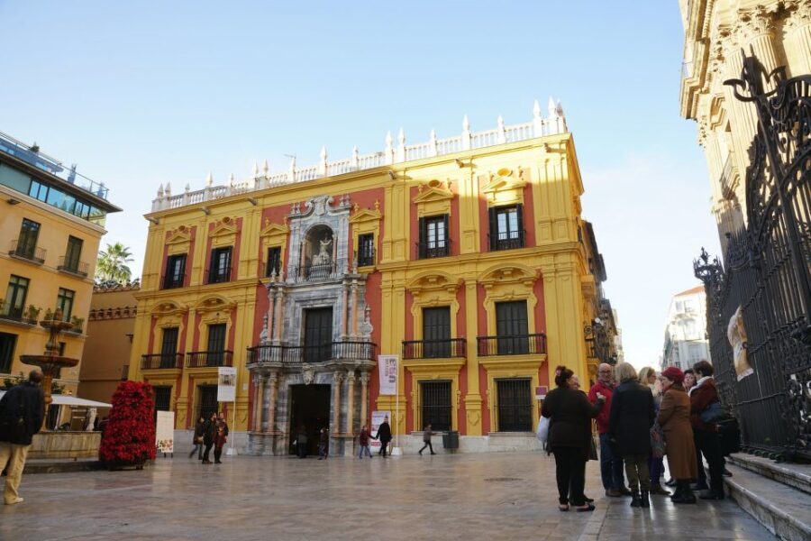 Malaga: Skip-the-Line Malaga Cathedral Tickets with Tour - Practical Tips and Considerations