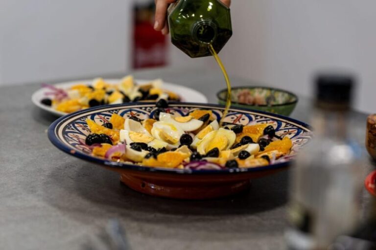 Málaga: Spanish Cooking Workshop with Paella and Sangria - Who Will Love This Experience?