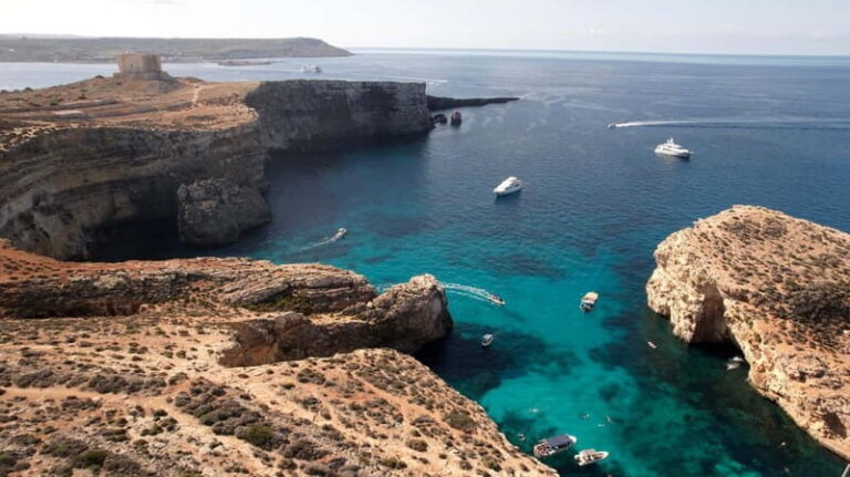 Malta: Comino, Blue & Crystal Lagoon, Gozo & Seacaves - The Experience in Detail: What You Can Expect