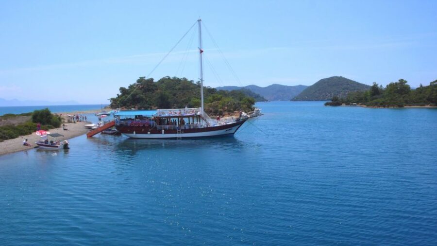 Marmaris All-Inclusive Boat Trip with Free Sunbed & Lunch - Practical Tips for Your Trip