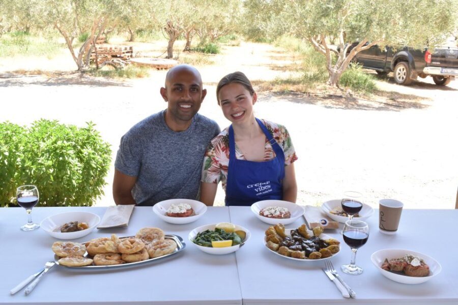 Moires: Cooking Class and Olive Oil Tasting at a Family Farm - Why This Experience Works for Different Travelers