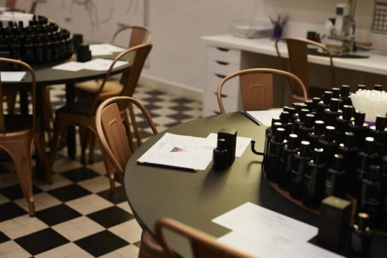 Molinard Parfums Grasse: Classic 1-Hour Perfume Workshop - What Reviewers Say