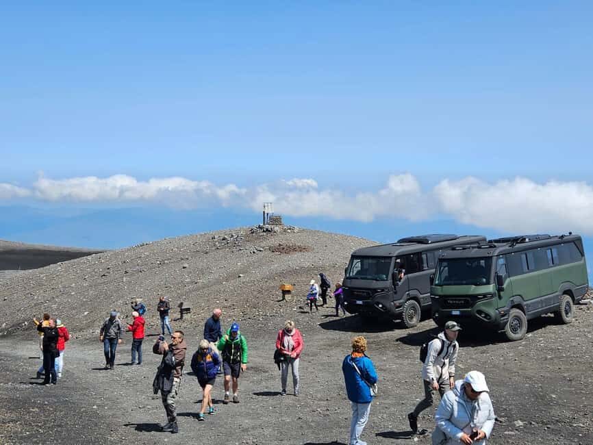 Mount Etna: North Upper Craters Guided Tour by 4x4 with Trek - Transportation and Group Dynamics