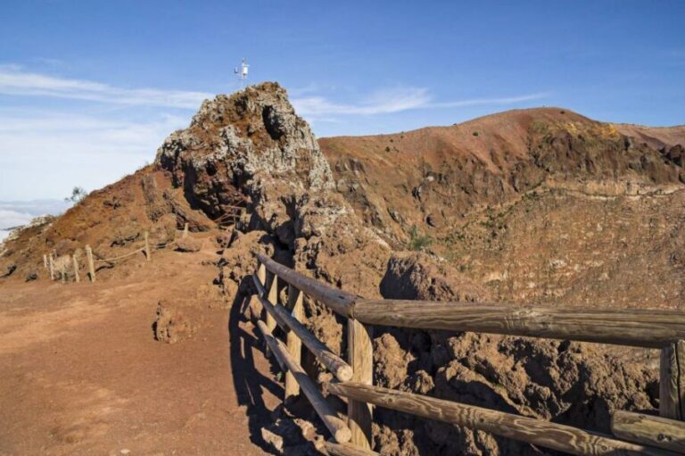 Mount Vesuvius: Skip-the-Line Ticket and Smart Digital Guide - Who Should Consider This Tour?