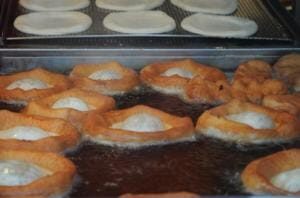 Munich: Guided Food Walking Tour with Beer Tasting - Detailed Itinerary Breakdown