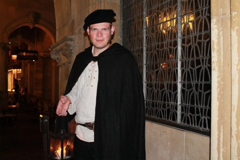 Münster: Night watchman tour through the picturesque old town by lantern light - Why You’ll Love This Experience