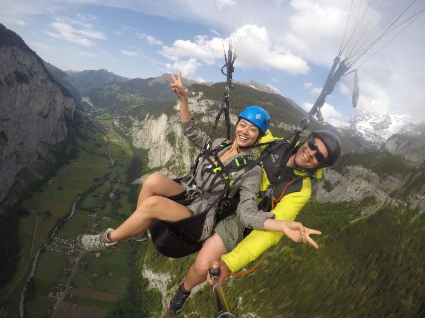 Mürren: Paragliding over Lauterbrunnen Cliffs and Waterfalls - Meeting and Starting Point