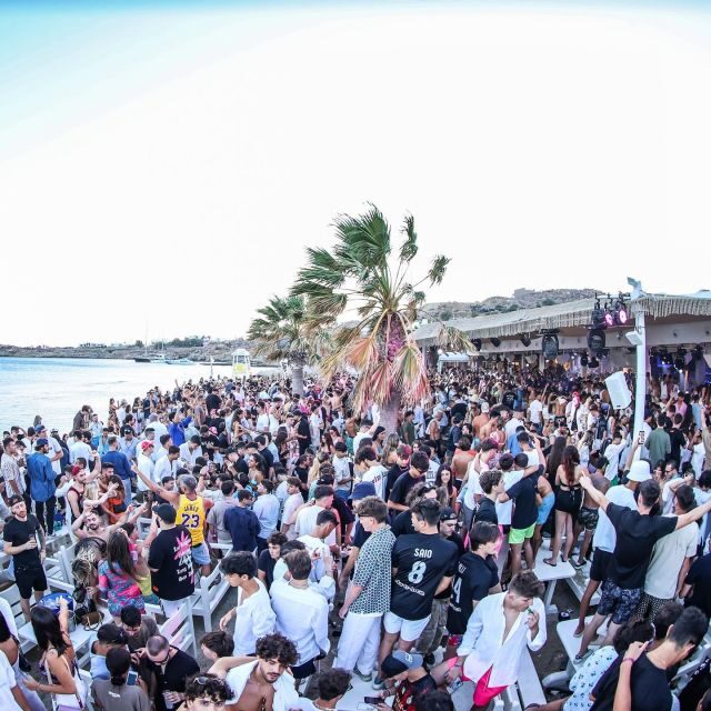 Mykonos: Best Beach Clubs Crawl Day Party - A Close Look at the Mykonos Beach Clubs Crawl